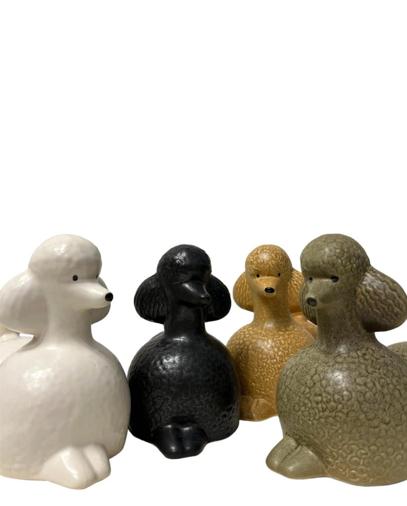 Gustavsberg- Figurin - Kennel - 4 st Pudlar / Poodle design Lisa Larson ...