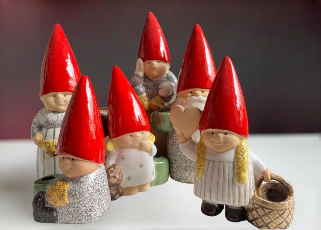 Gustavsberg - Tomtefamiljen - Hela familjen 6 st tomtar design Lisa ...